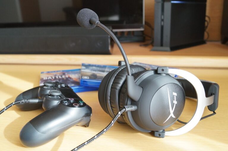 【レビュー】「Kingston HyperX Cloud Silver」は音質も良く、音の定位も分かりやすいマイク付きのゲーミングヘッドセット！PS4ユーザーに特におすすめ ...